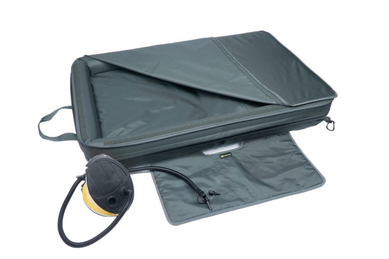 ProCare Inflatable Unhooking Mat – RidgeMonkey®